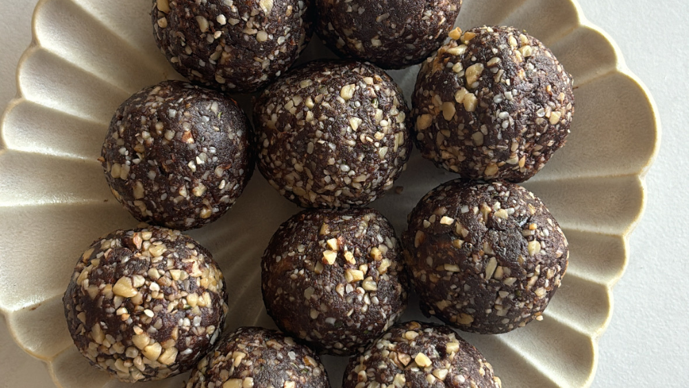 Brownie Energy Balls ft. 4MB